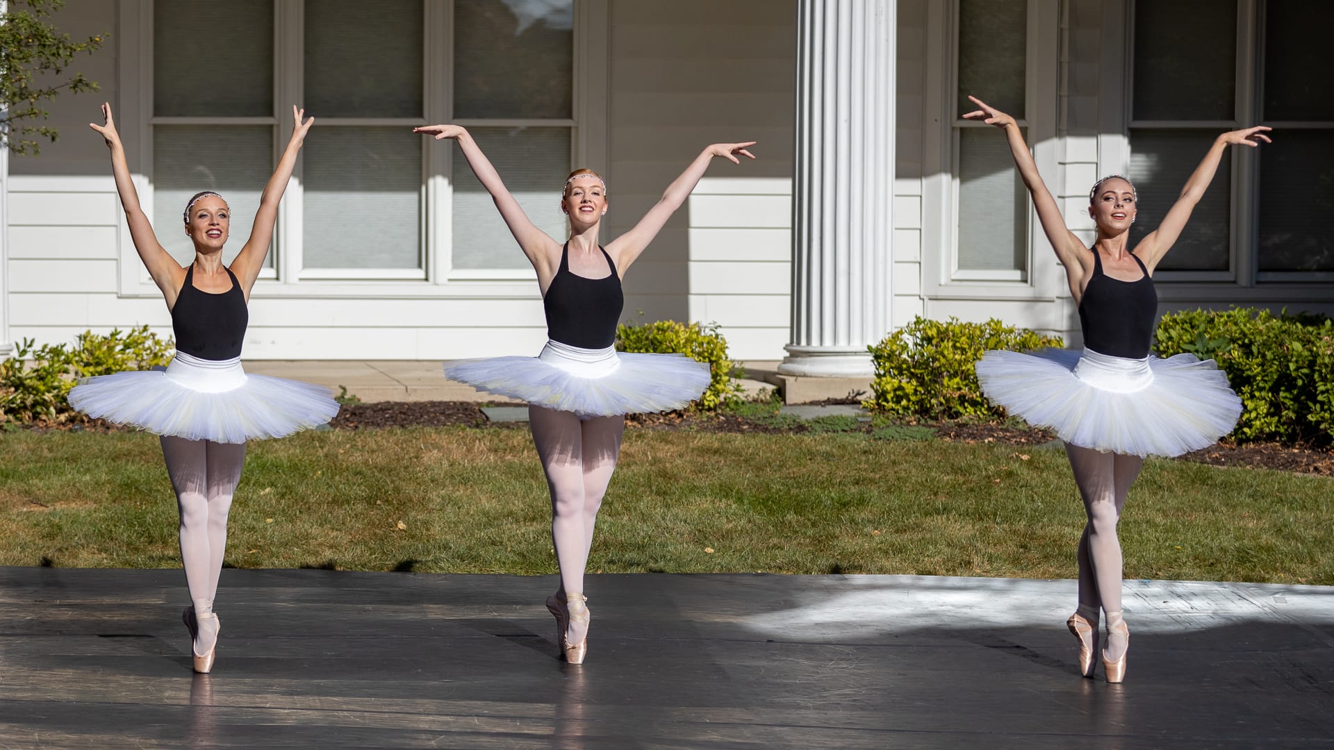 Ballet Quad Cities Back to Delight Outside at Outing Club | Quad Cities ...