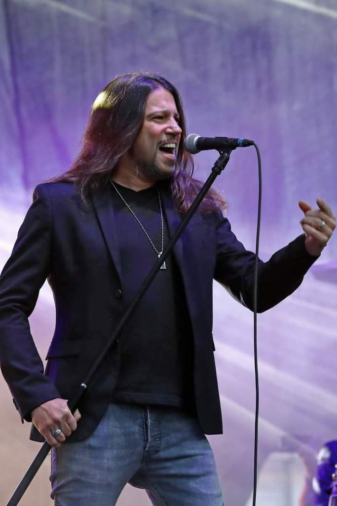 Noah Hunt of the Kenny Wayne Shepherd Band | Quad CitiesQuadCities.com