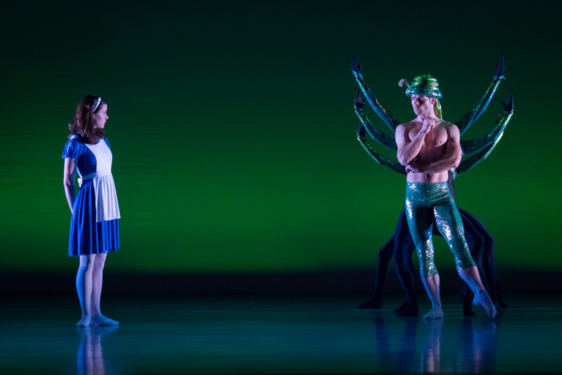 REVIEW: Ballet Quad Cities Performs Triumphal, Colorful “Alice” to ...