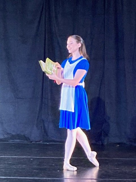 Ballet Quad Cities 'Alice In Wonderland' Dancing Into Davenport's Adler ...