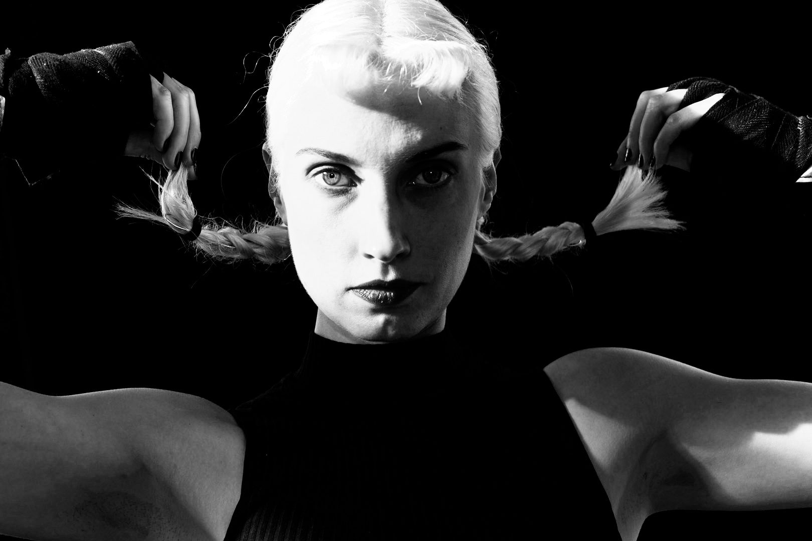 Molly Nilsson Coming To Rock Island's Rozz Tox Tonight | Quad Cities